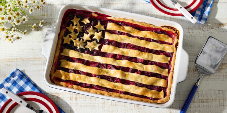 Ree Drummond's American flag pie is the ultimate Fourth of July dessert