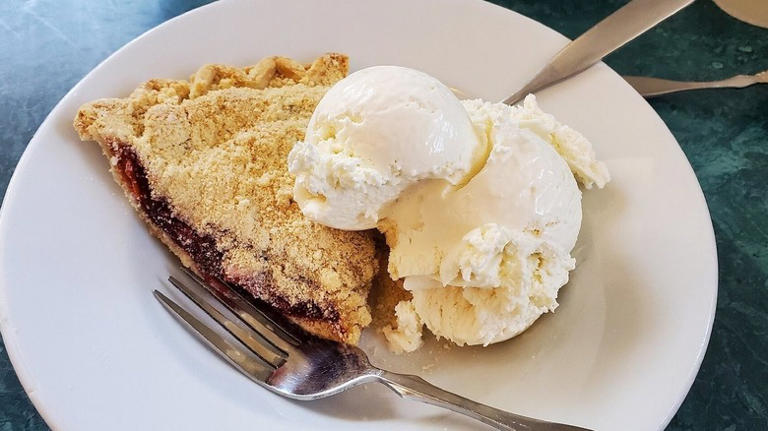 This Pennsylvania Amish diner's homestyle meals are worth the drive
