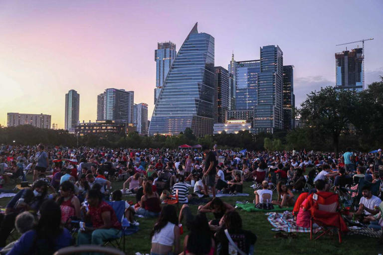 How to see Austin's Fourth of July fireworks, plus 5 more Central Texas ...