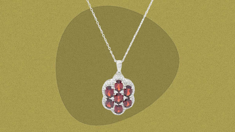 Get 40% off a stunning garnet necklace that looks like an antique find ...