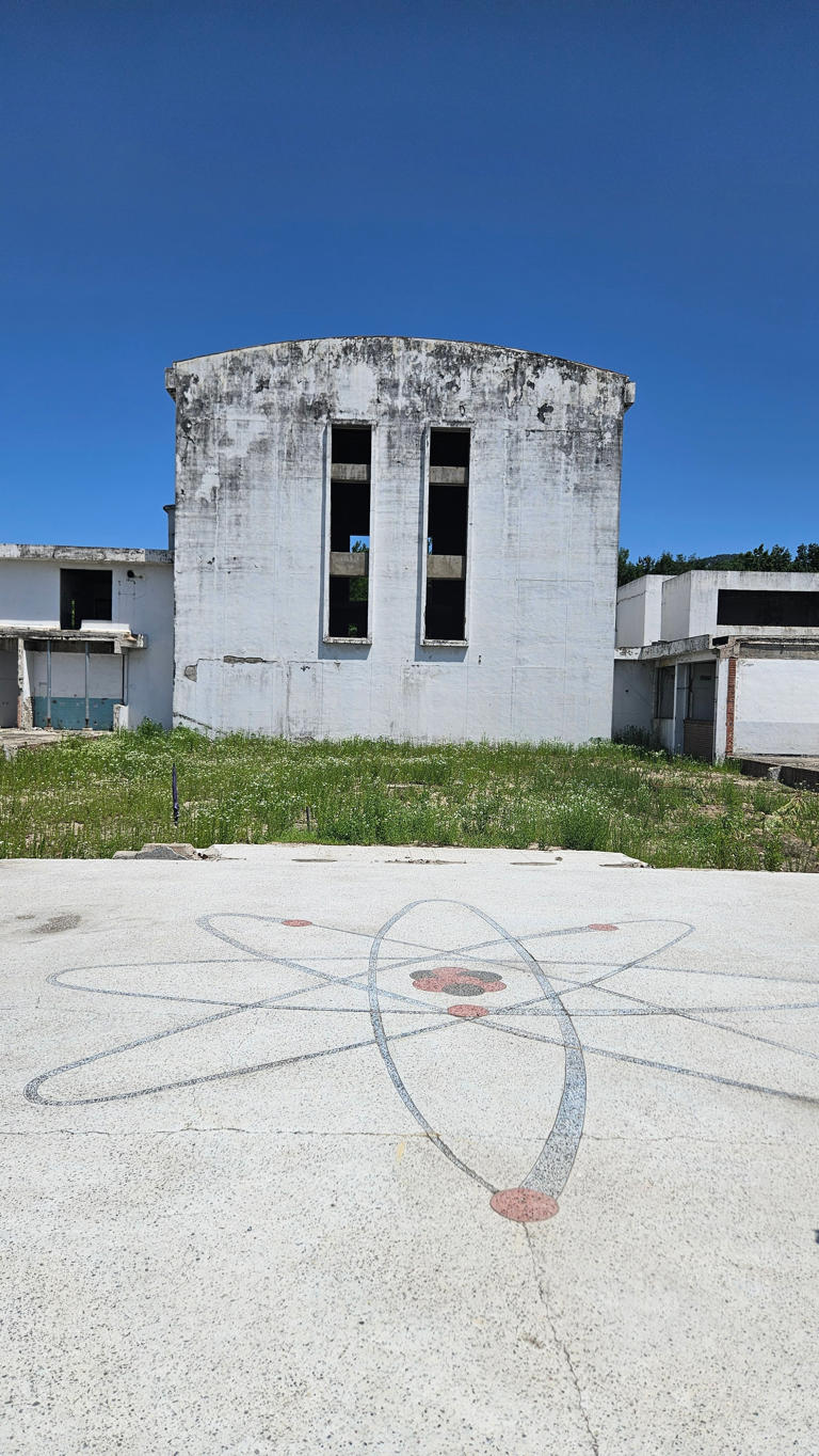 Revive TRIGA Mark II reactor building as science history park