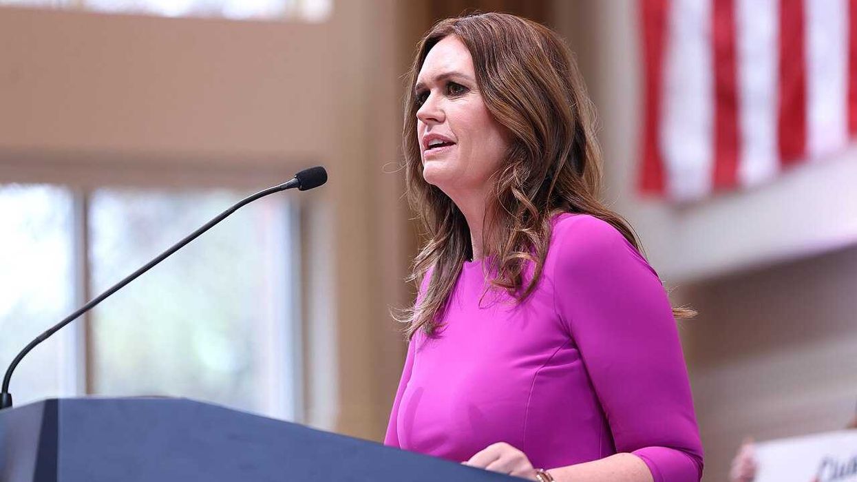 Arkansas Business paper tears apart Sarah Huckabee Sanders' performance art