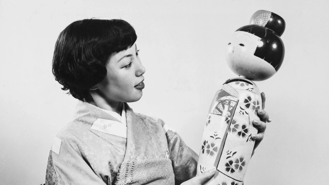 14 unique items found only in Japan