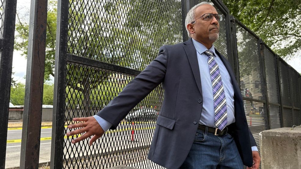 Eugene Federal Building fence stays up for now as legal fight continues