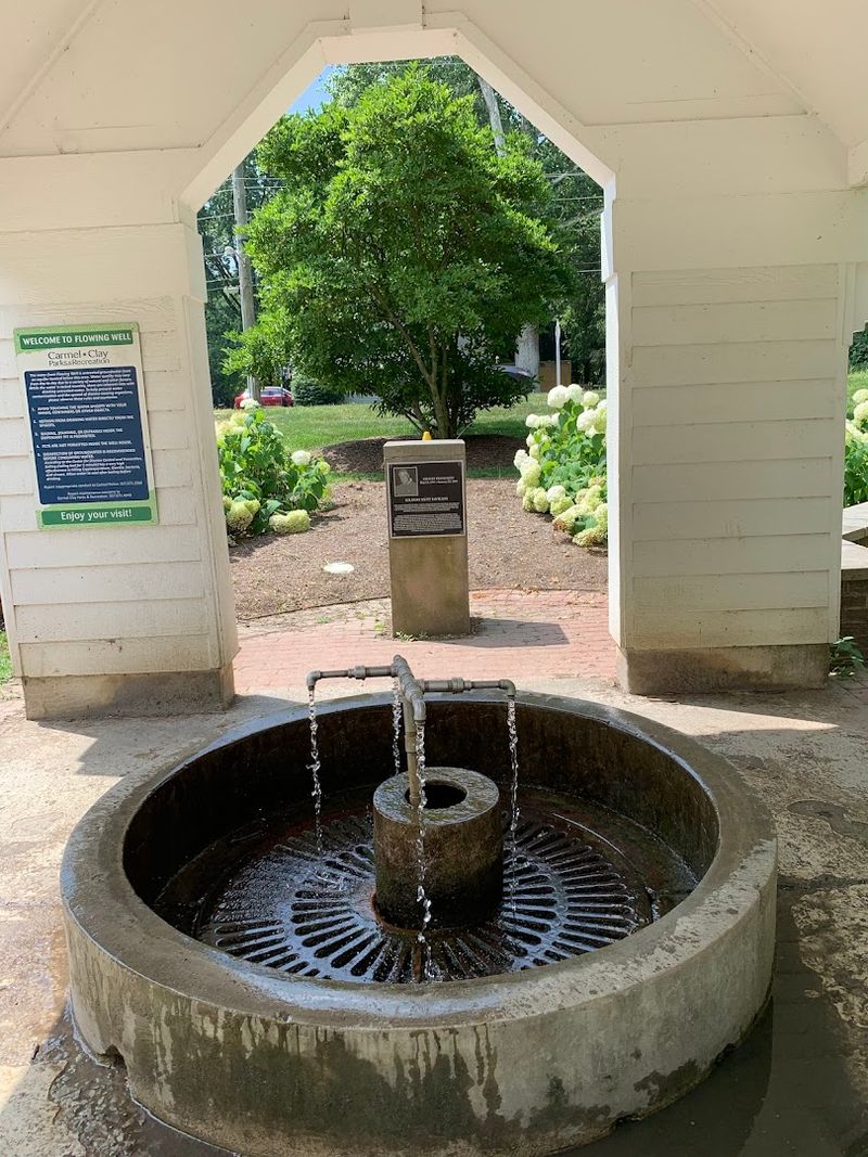 This secret Indiana natural well lets you fill giant jugs with free ice ...