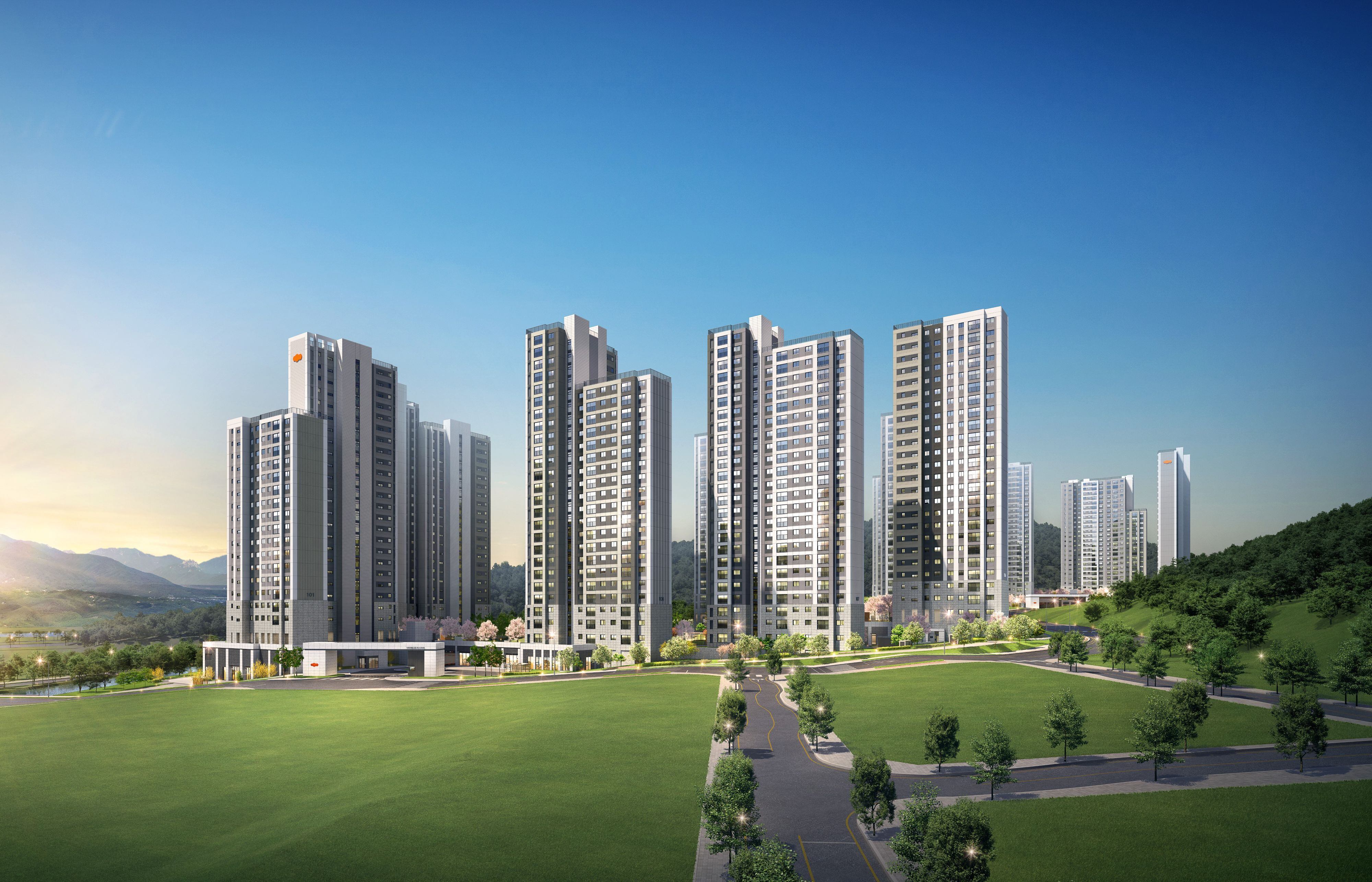 Major builders showcase signature projects, tech at real estate expo
