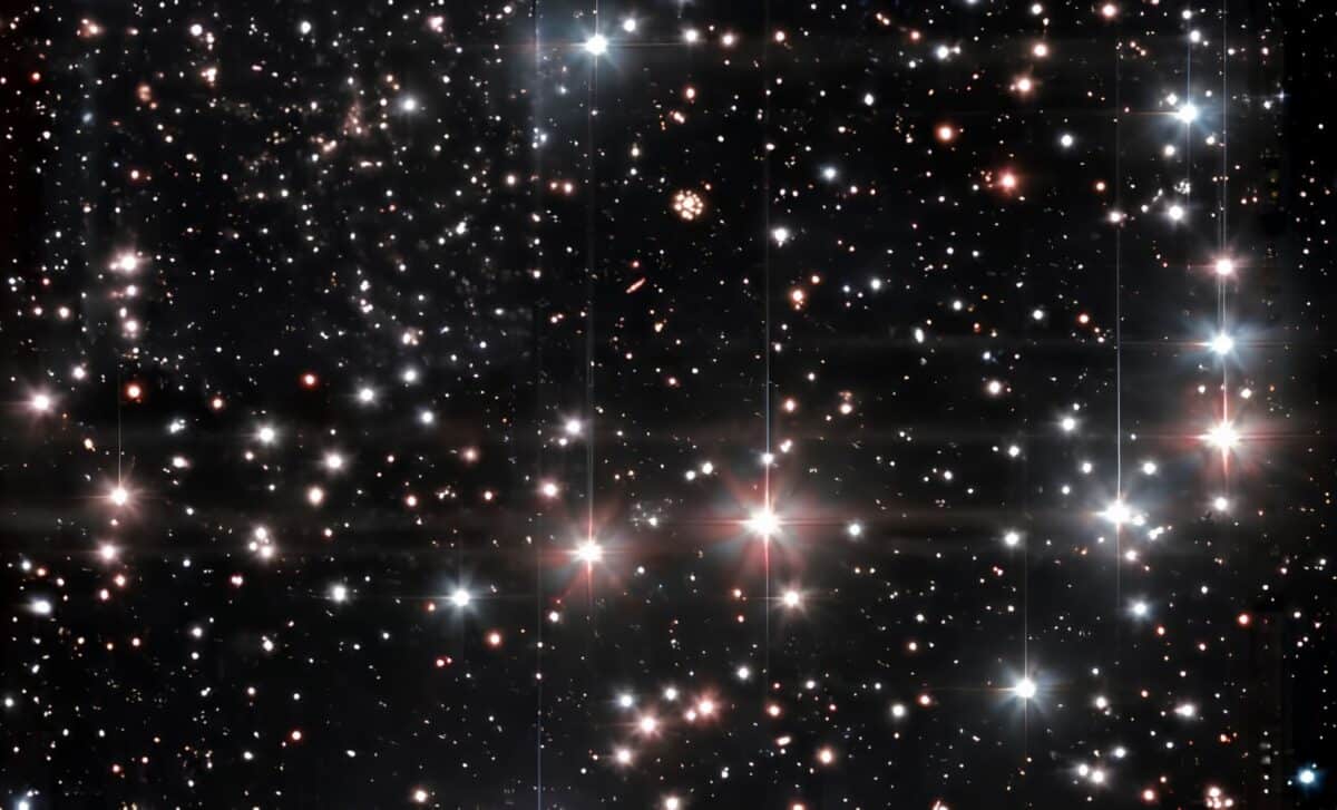 Scientists identify one of the faintest known galaxies in the Andromeda ...