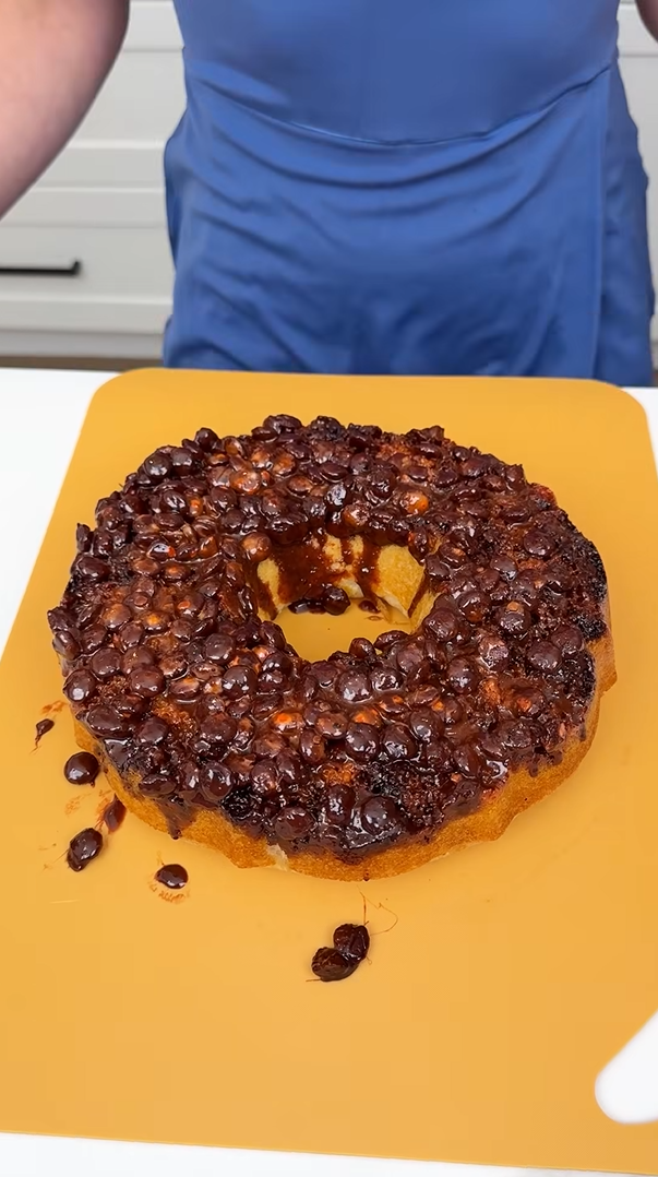 Easy chocolate caramel bundt cake