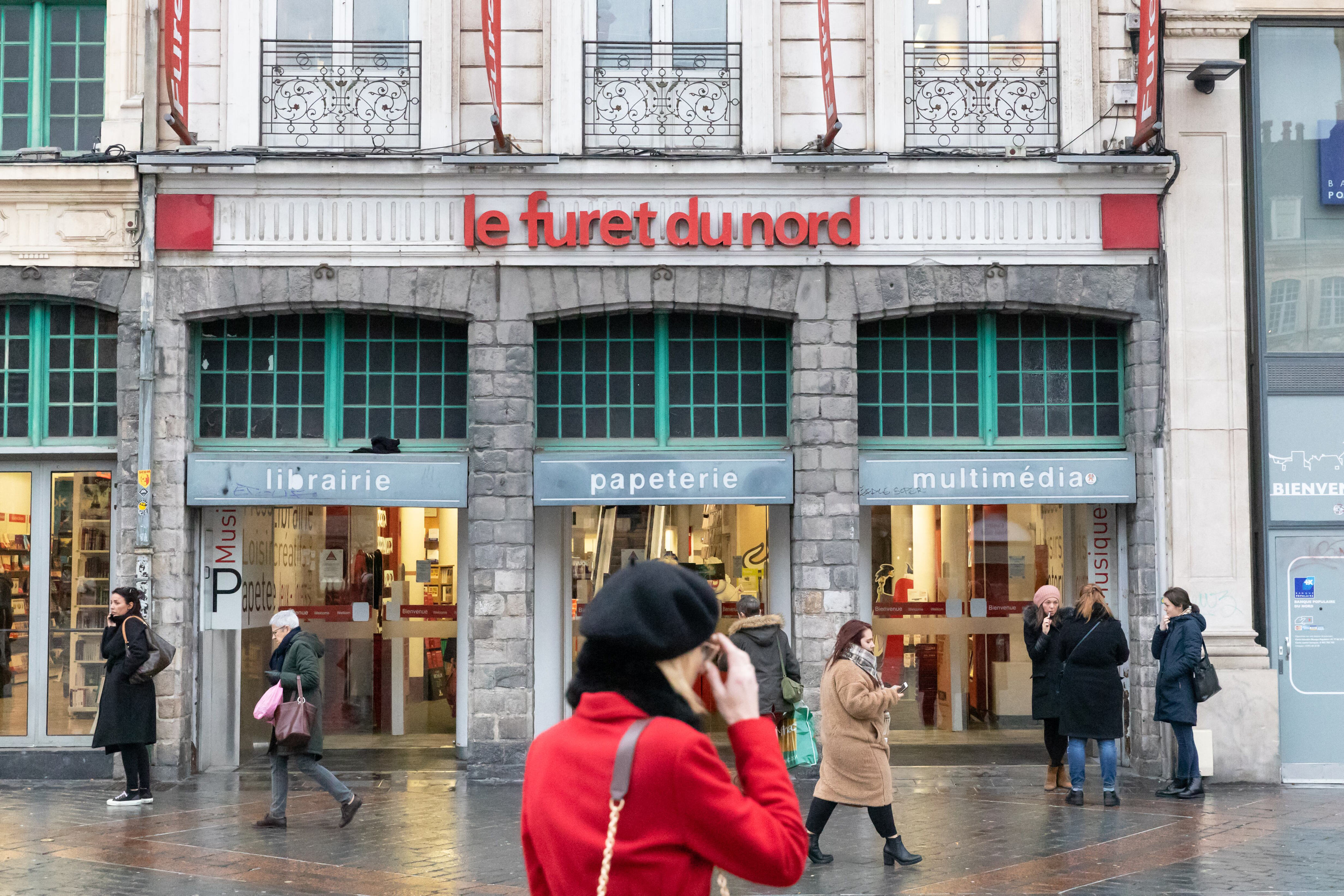 Onze librairies Furet du Nord et Decitre vont fermer, plus de 150 ...