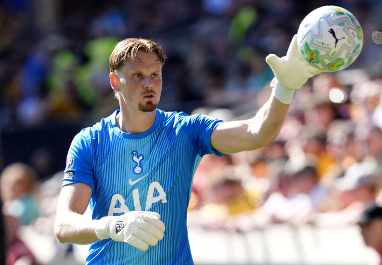Kinsky signs new Tottenham contract to cap remarkable turnaround