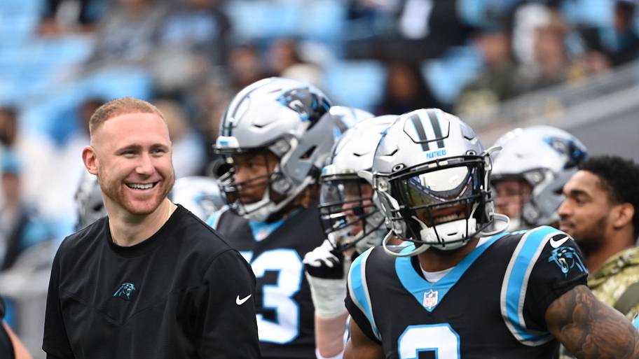 DJ Moore's history indicates 'smooth' summer ahead for Bills' new WR1 ...