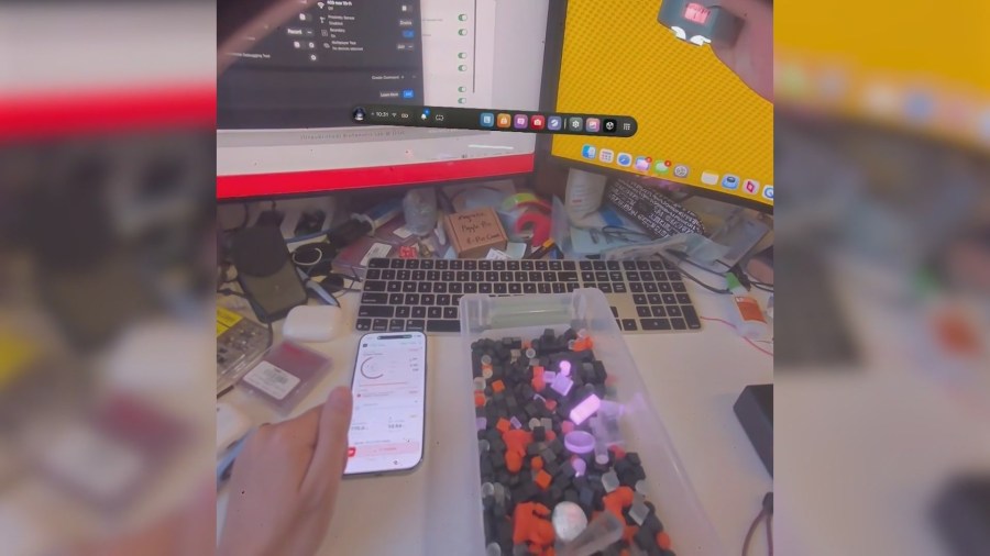 ‘Superhuman vision for the surgeon’: U of I researcher develops VR ...