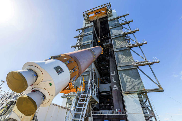 An Atlas V rocket launch could light up Connecticut skies early ...