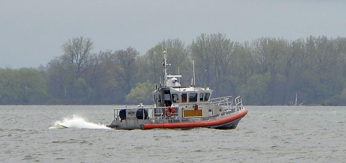 Man dies in boating accident off Erie Bluffs State Park