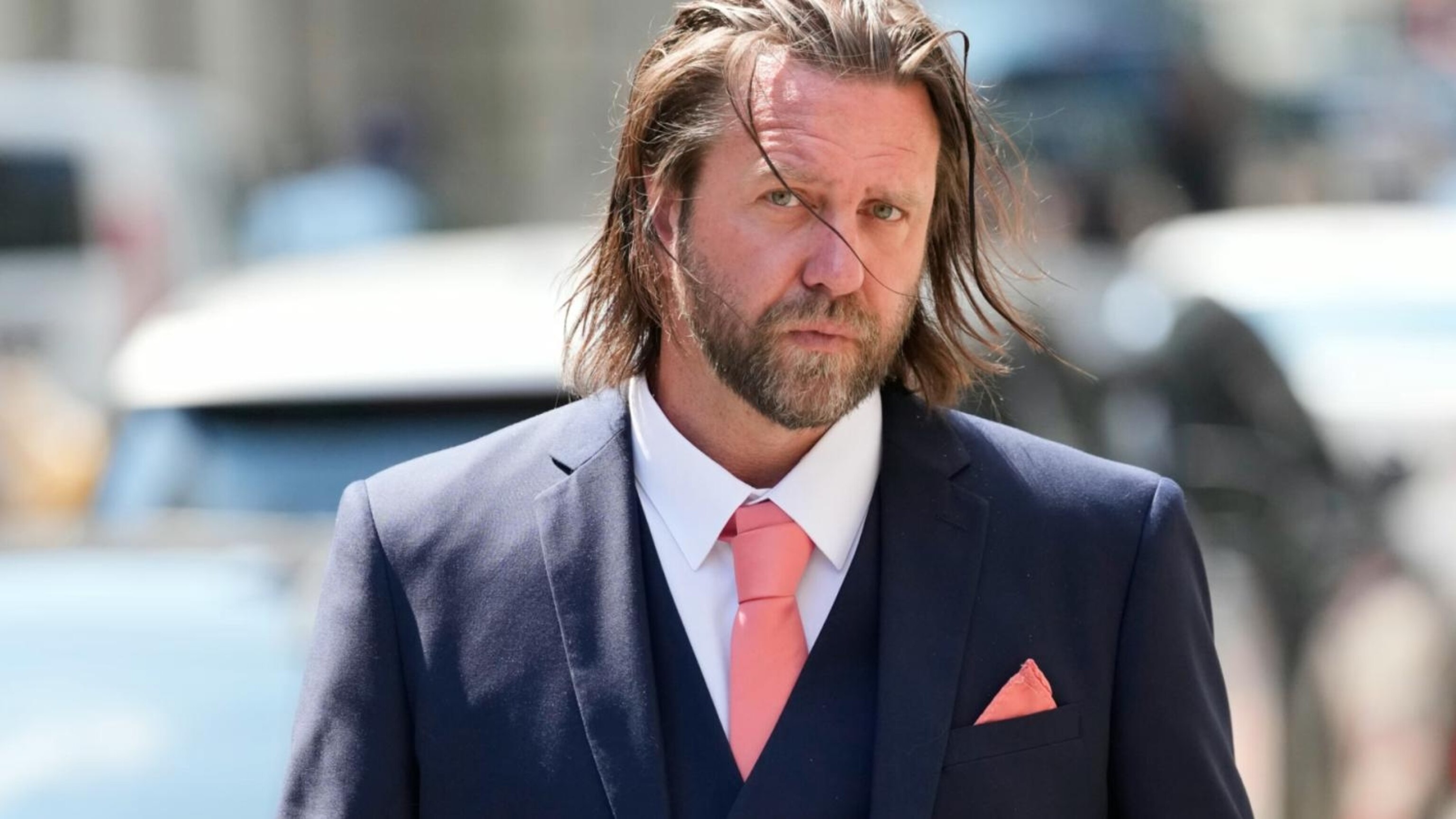 Carl Rinsch sentenced, Olsen twins appear and Elliot Page boxing video ...