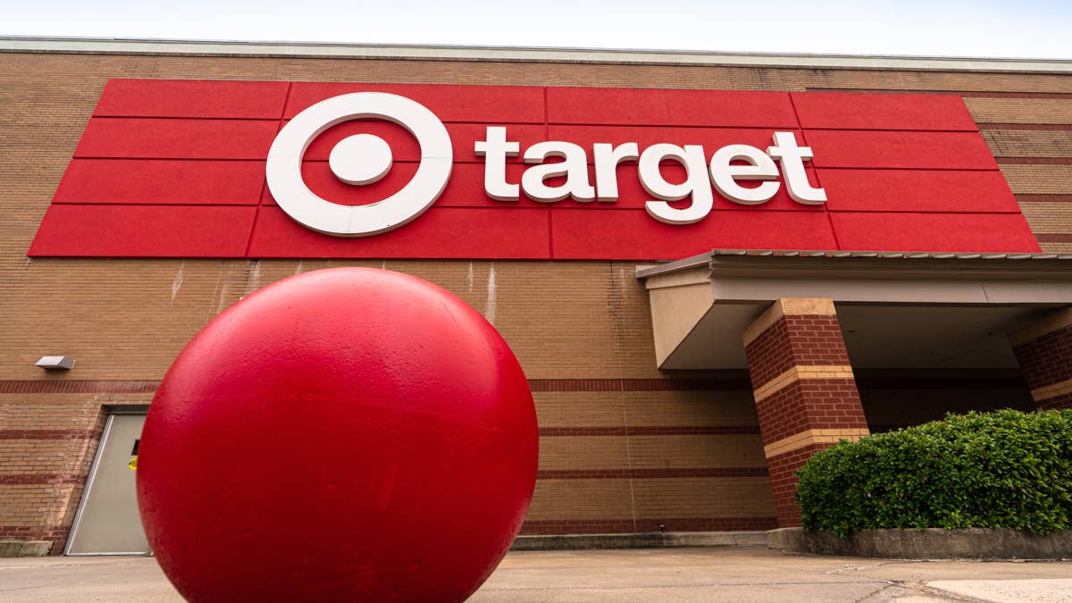 Target's colorful 3-piece stackable patio set brightens up any outdoor ...