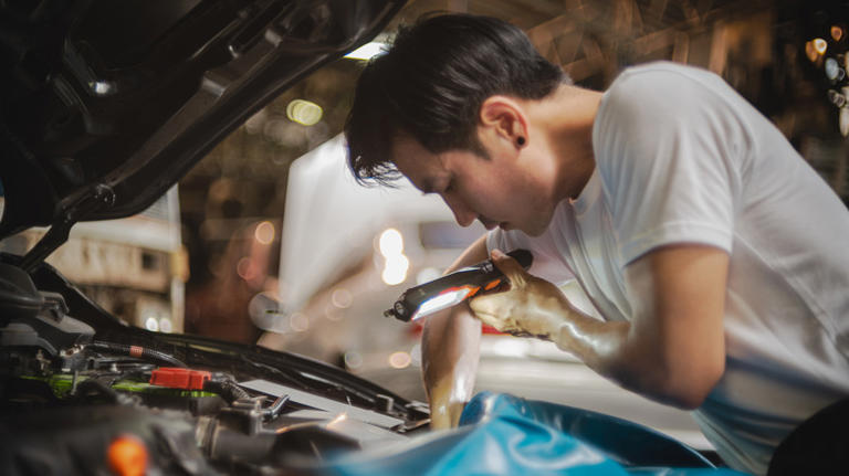 These bad habits might be shortening your car oil's lifespan
