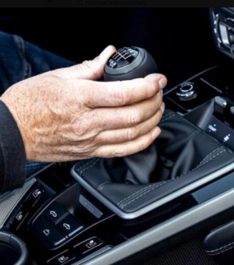 Manual transmission may boost brain activity, researchers claim