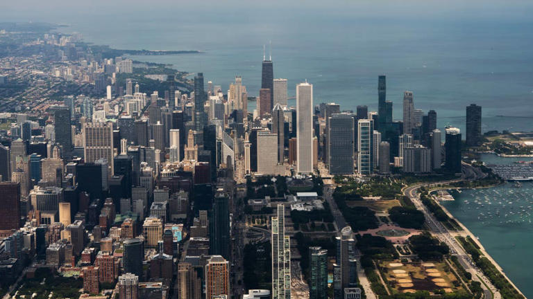 Illinois law requires speed limiters for repeat speeders starting 2028
