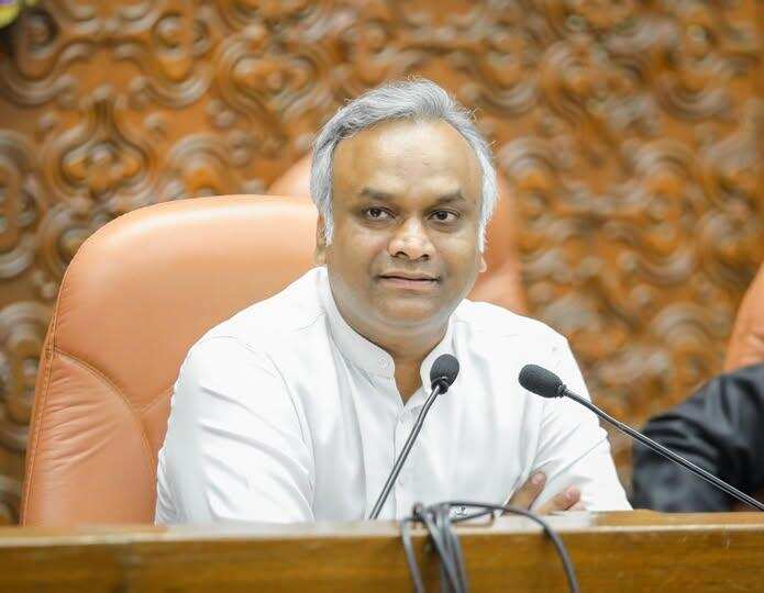 Cong calls ECI 'puppet', seeks changes to SIR exercise