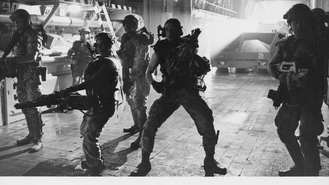 8 iconic 1980s alien films