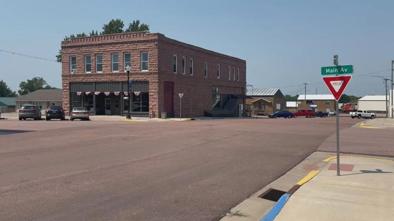 Garretson residents breathe new life into old building
