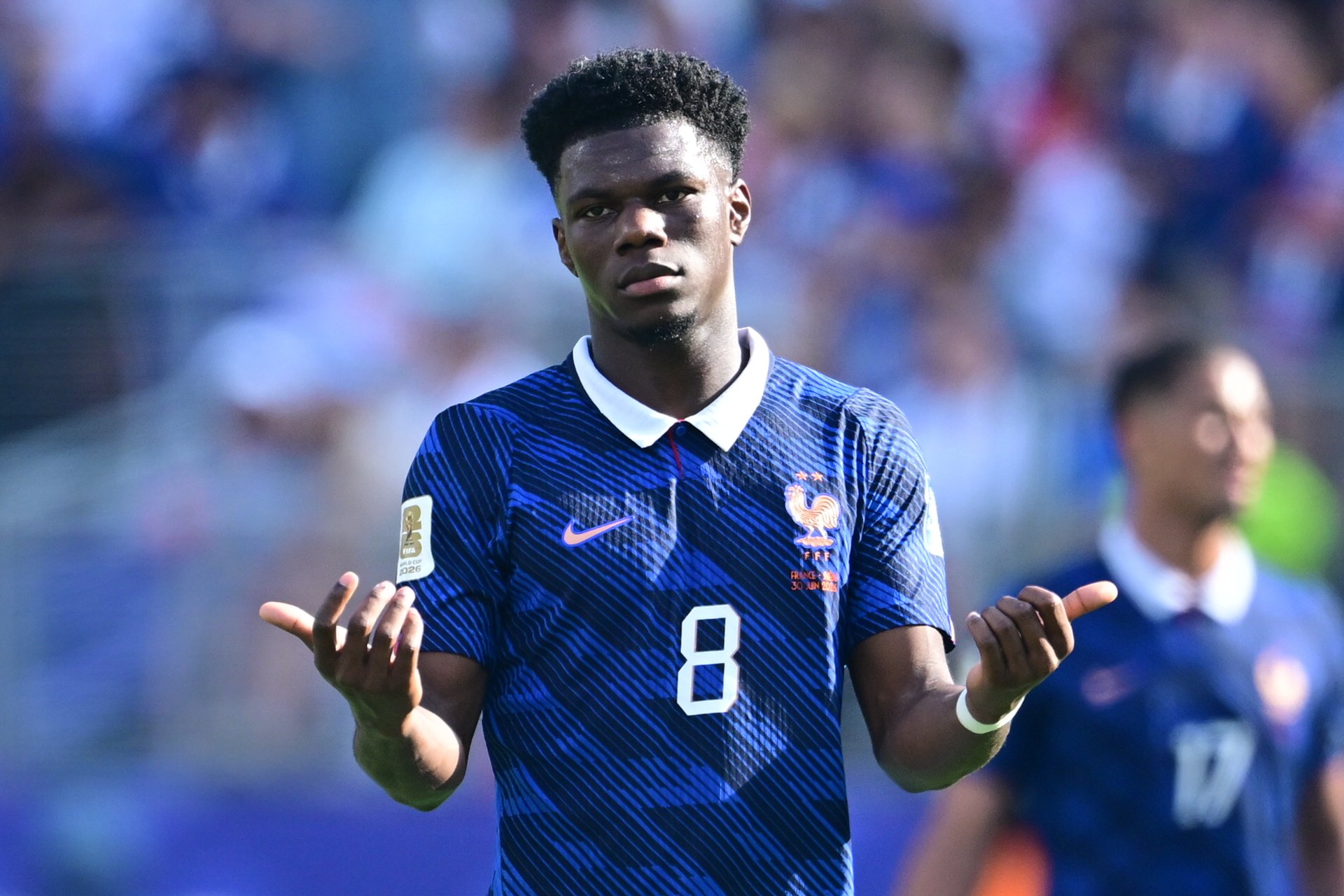Rio Ferdinand predicts Man Utd will sign £85m midfielder after missing ...
