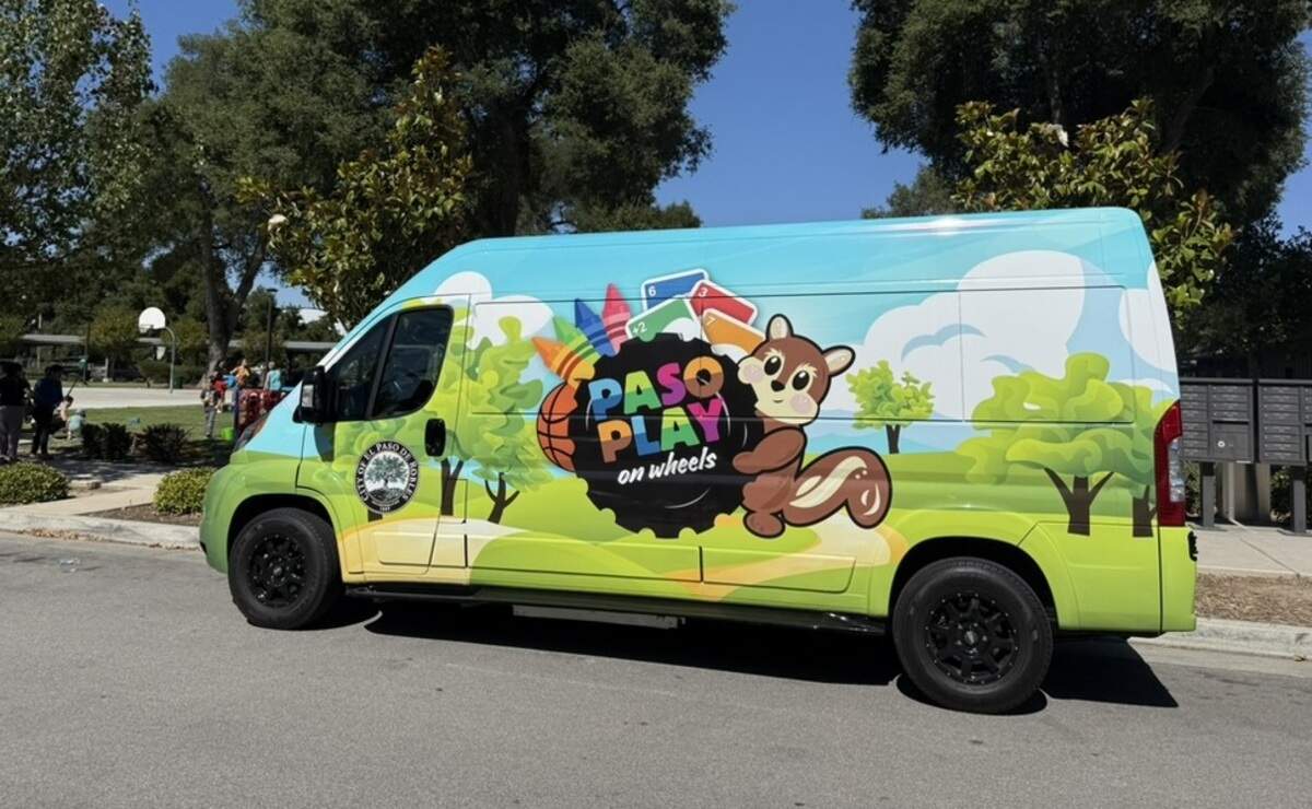 Paso Play on Wheels brings outdoor fun to kids in a squirrel-themed van