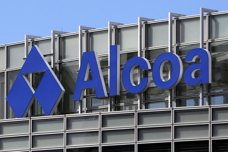 Alcoa to acquire mining, processing assets from South32 for $4.1 billion