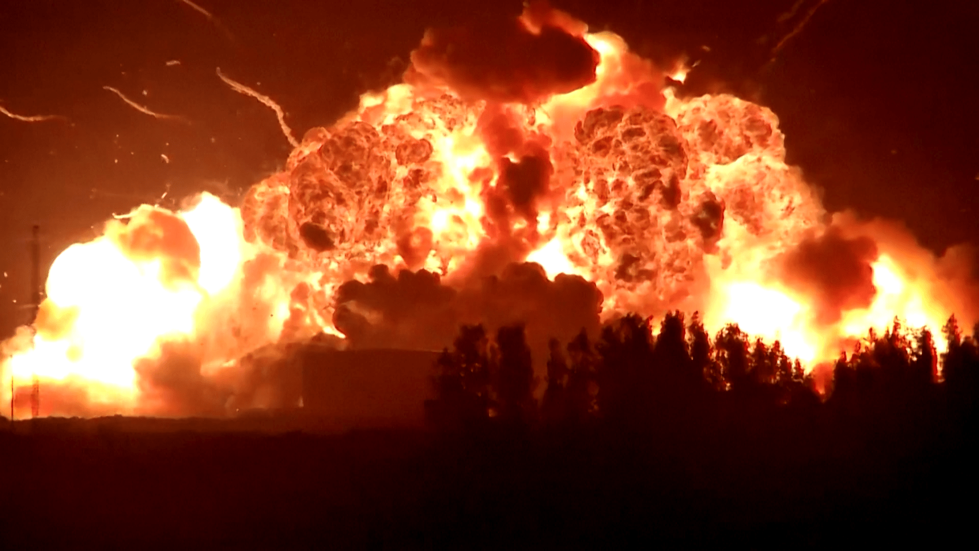Blue Origin rocket explodes on launchpad