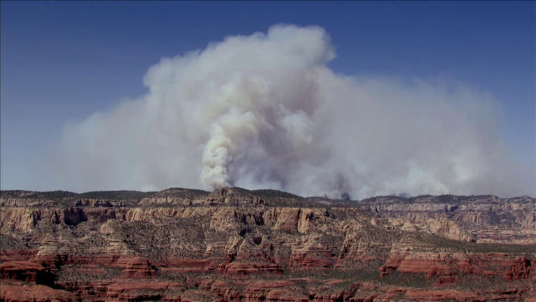 Pocket fire scorches over 27K acres near Sedona