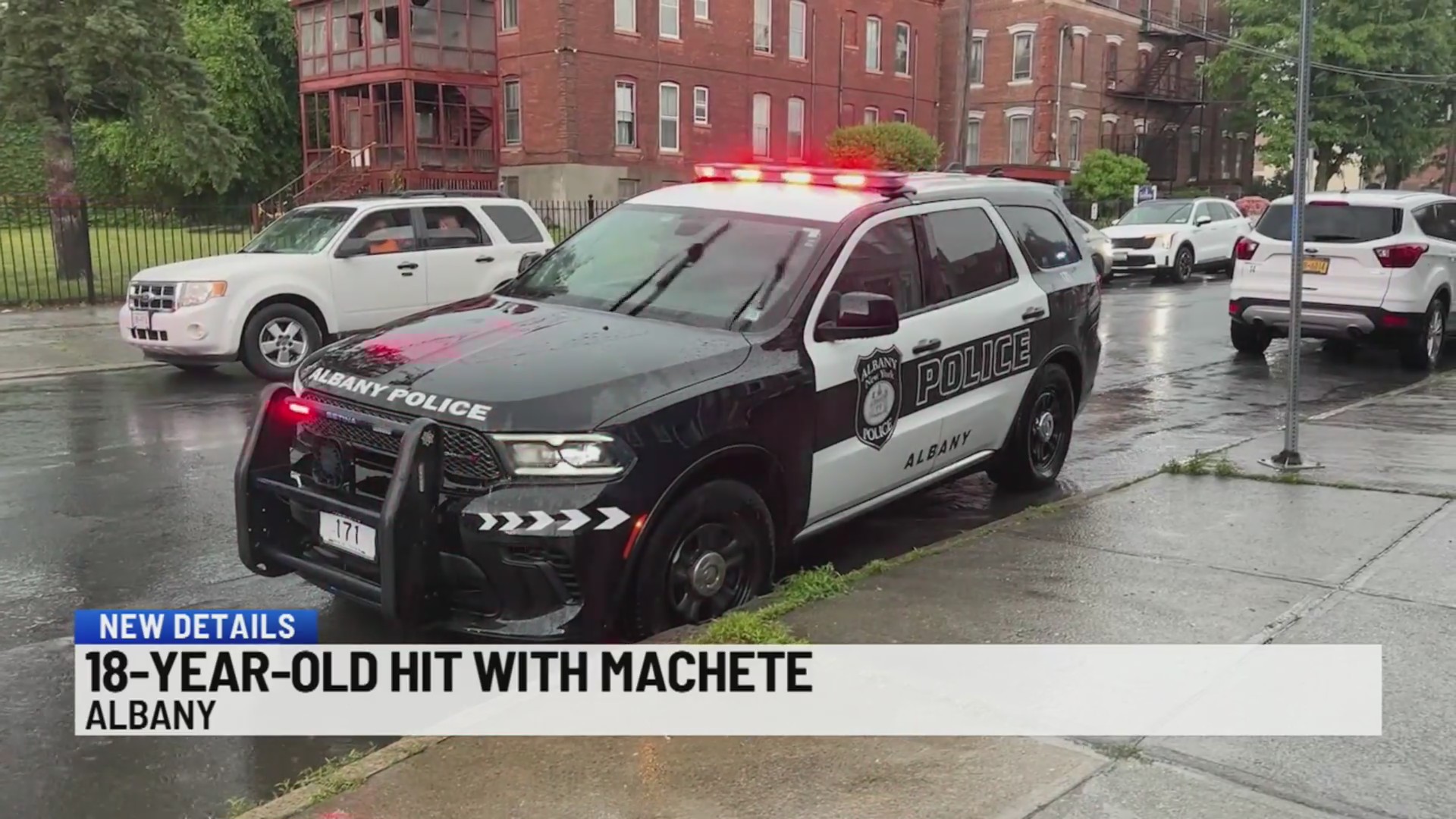 18-year-old hit in head with machete in Albany