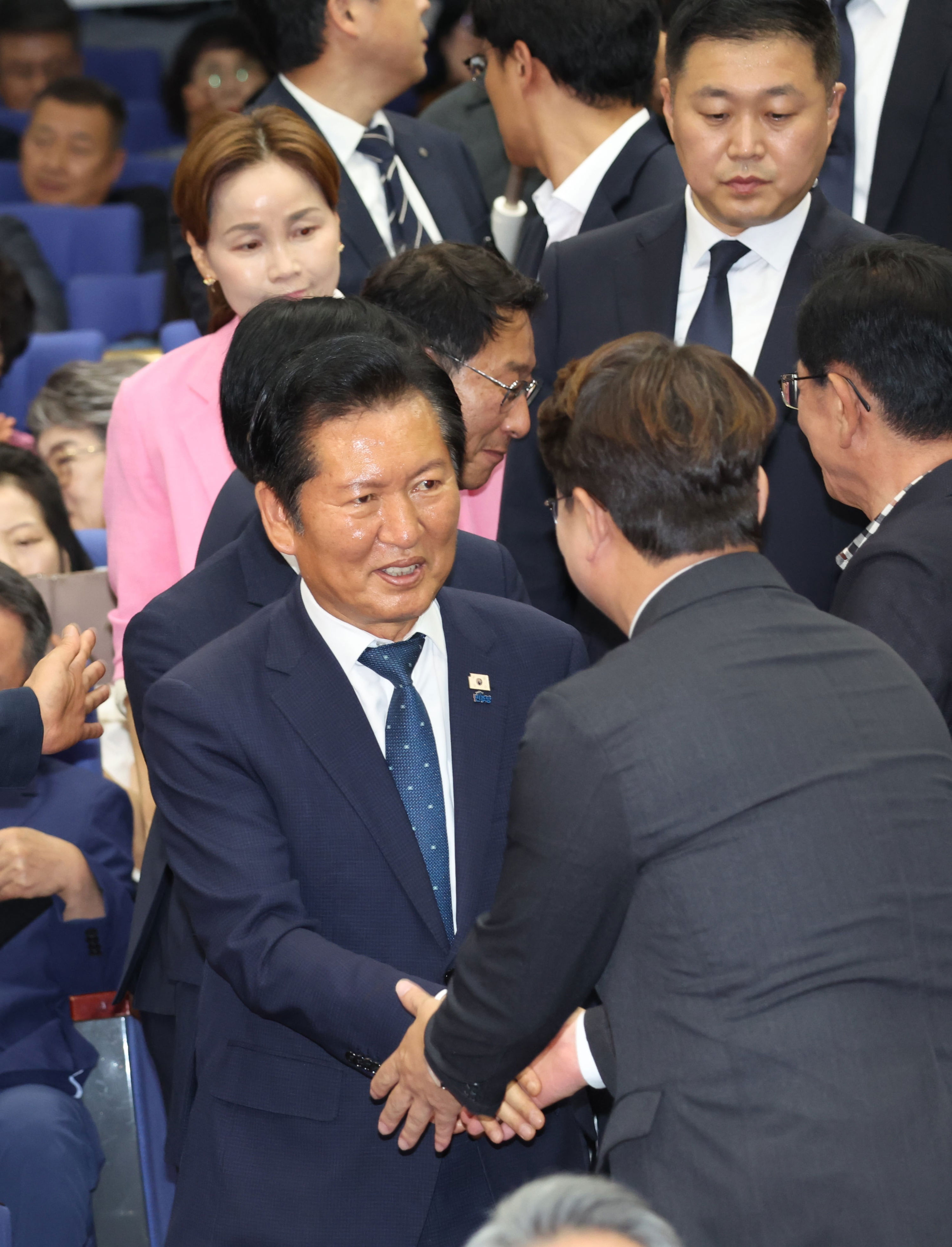Jung Chung-rae proposes Democratic Party unity, expansion strategy