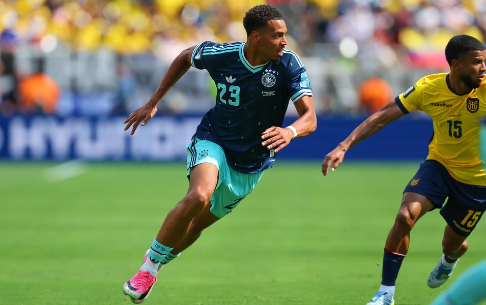 Man Utd step up move for Dortmund's Nmecha after Fernandes blow