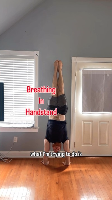Breathing in handstand | Control, calm & balance