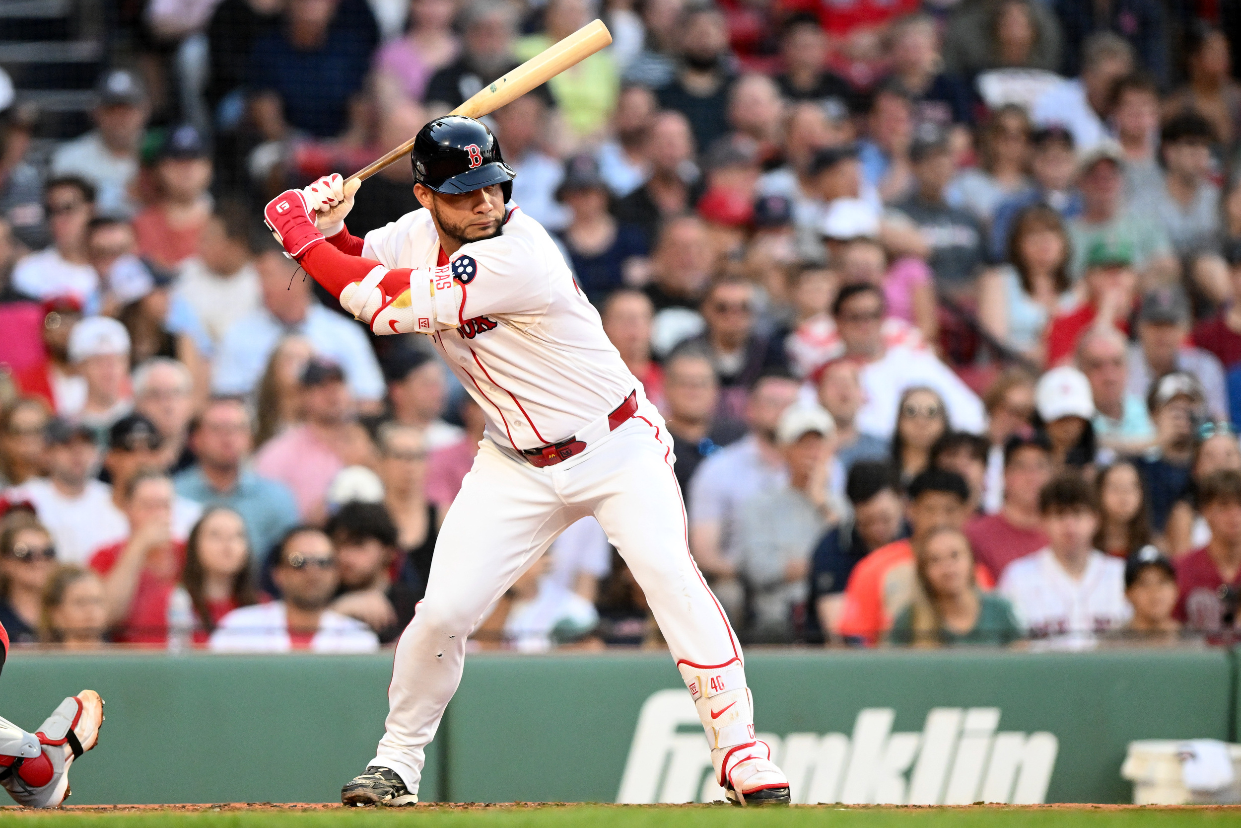 Willson Contreras challenges a Red Sox fan to a fight online after ...