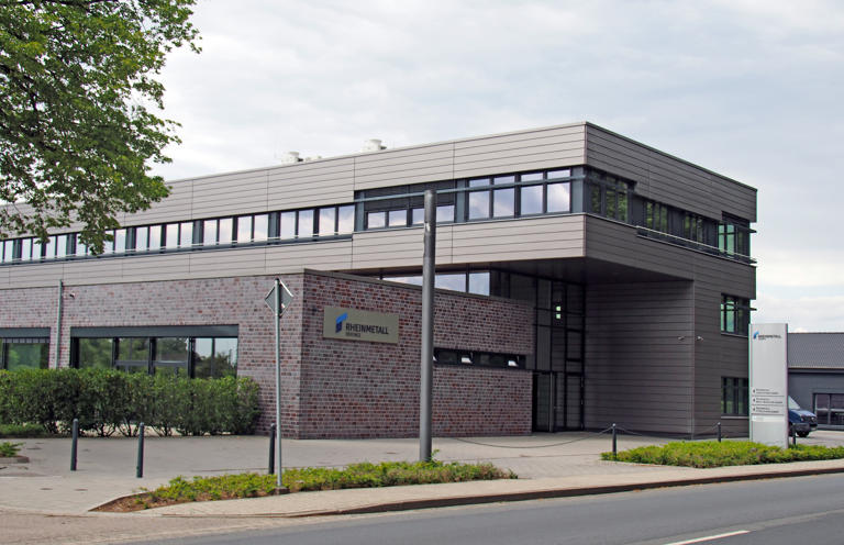 Rheinmetall's mobile smart factory brings field-ready 3D printing
