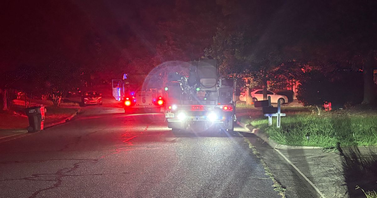 More than 25,000 without power in Durham after tree falls on power line