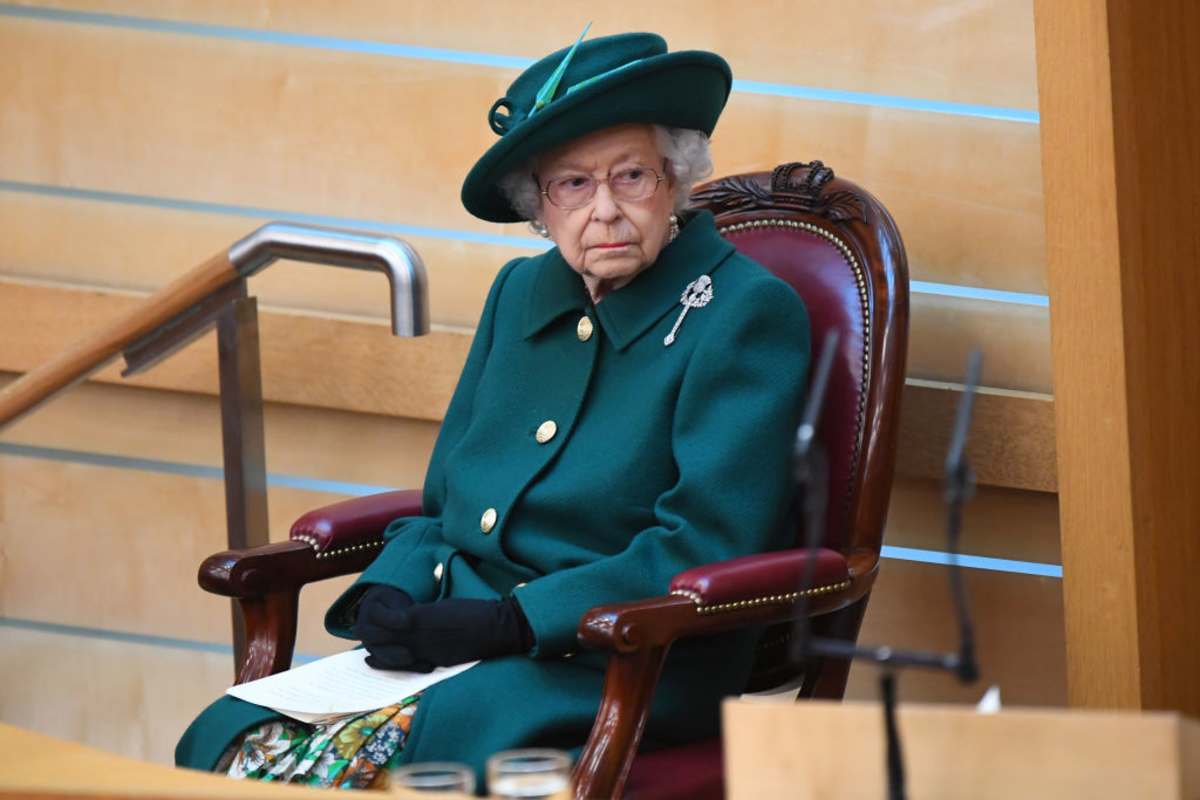 Queen Camilla kicks off royal week with 100-year-old brooch honoring ...