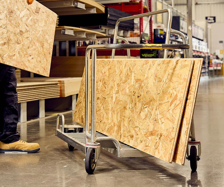 OSB vs plywood — how to choose the right one for DIY and home renovation