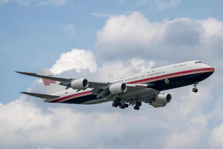 Trump takes new Qatari jet for test flight to celebrate America 250 ...