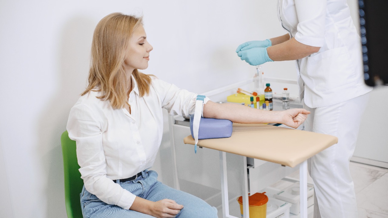 The FDA cleared the first blood test to help diagnose Alzheimer’s in a ...