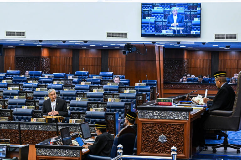 Dewan Rakyat passes Cybercrime Bill to strengthen enforcement and ...