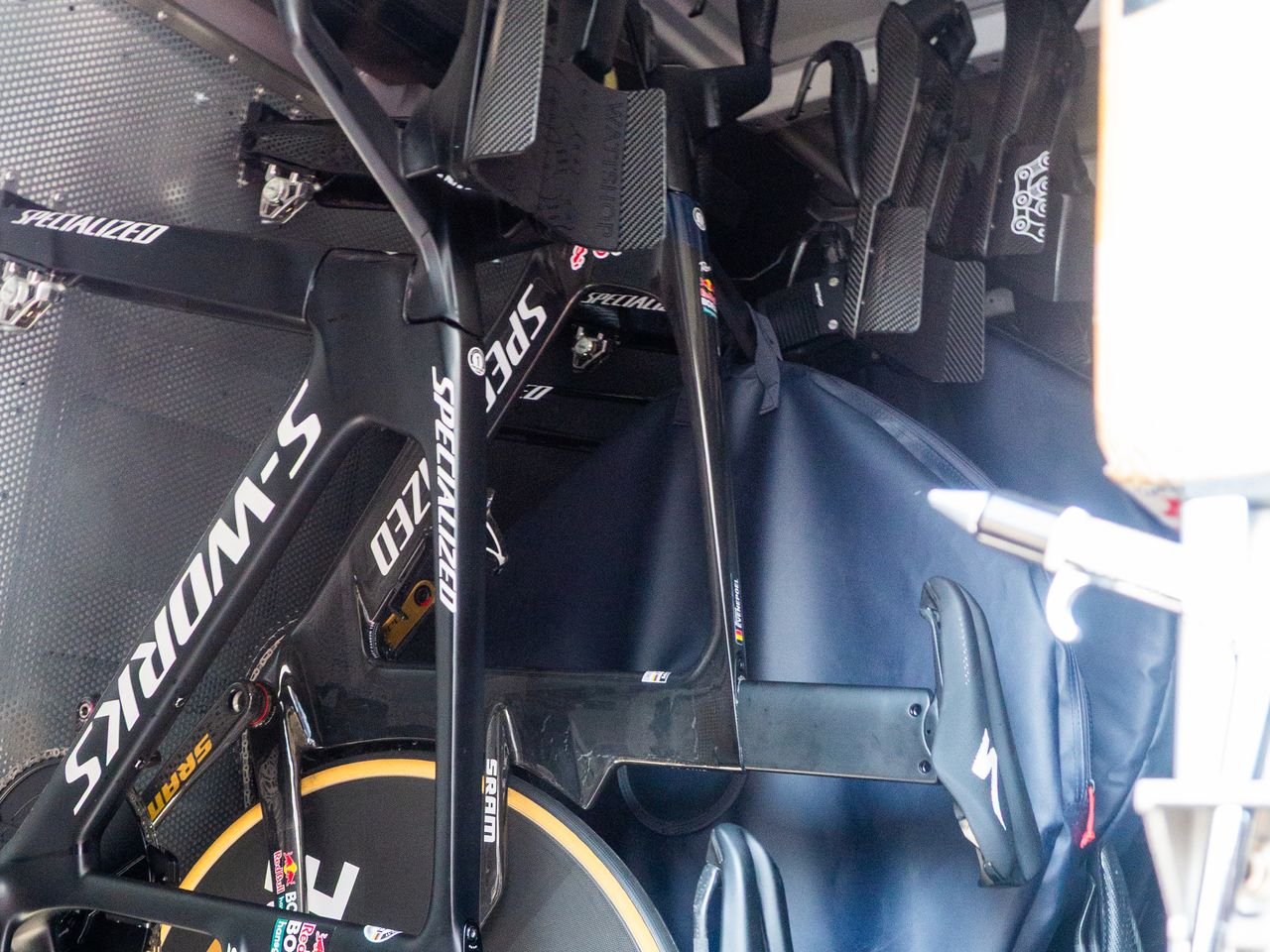 Remco Evenepoel spotted with prototype Specialized time trial bike ...