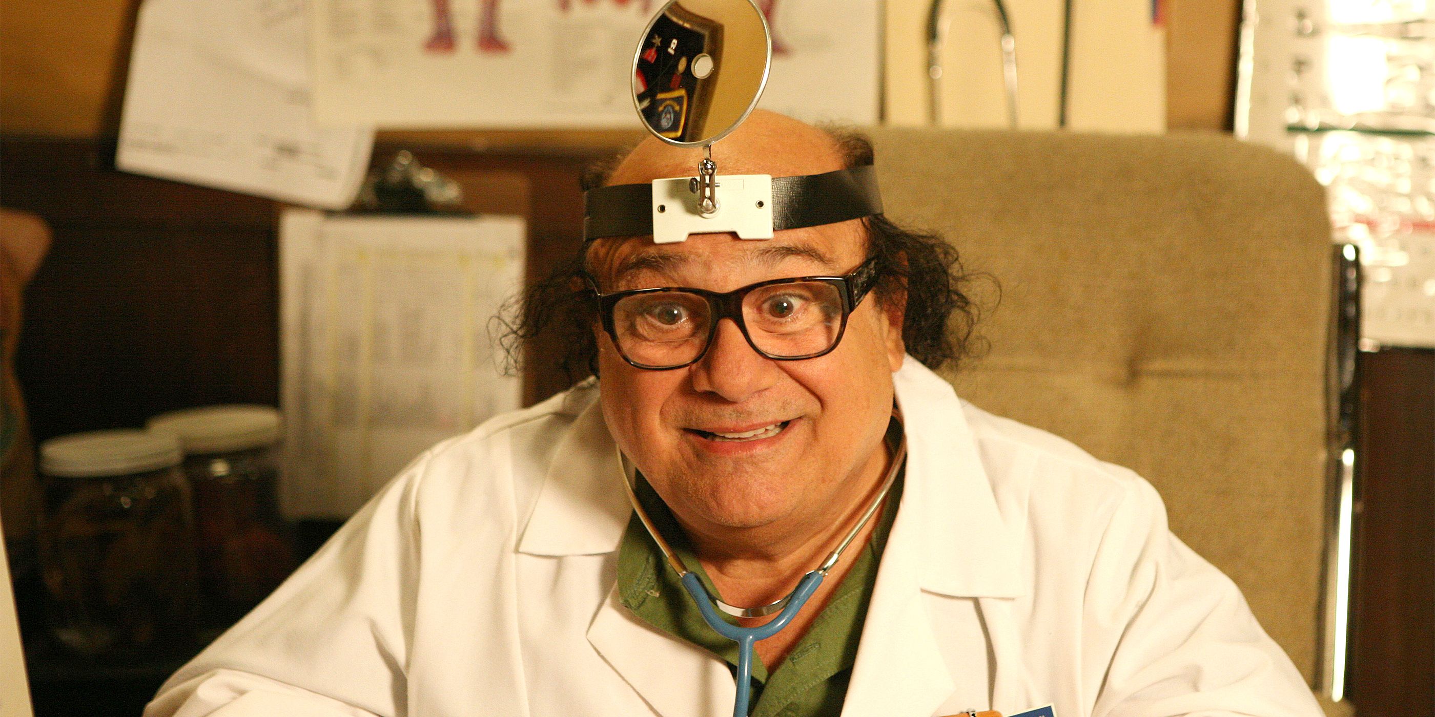8 sitcoms that are 10/10, no notes