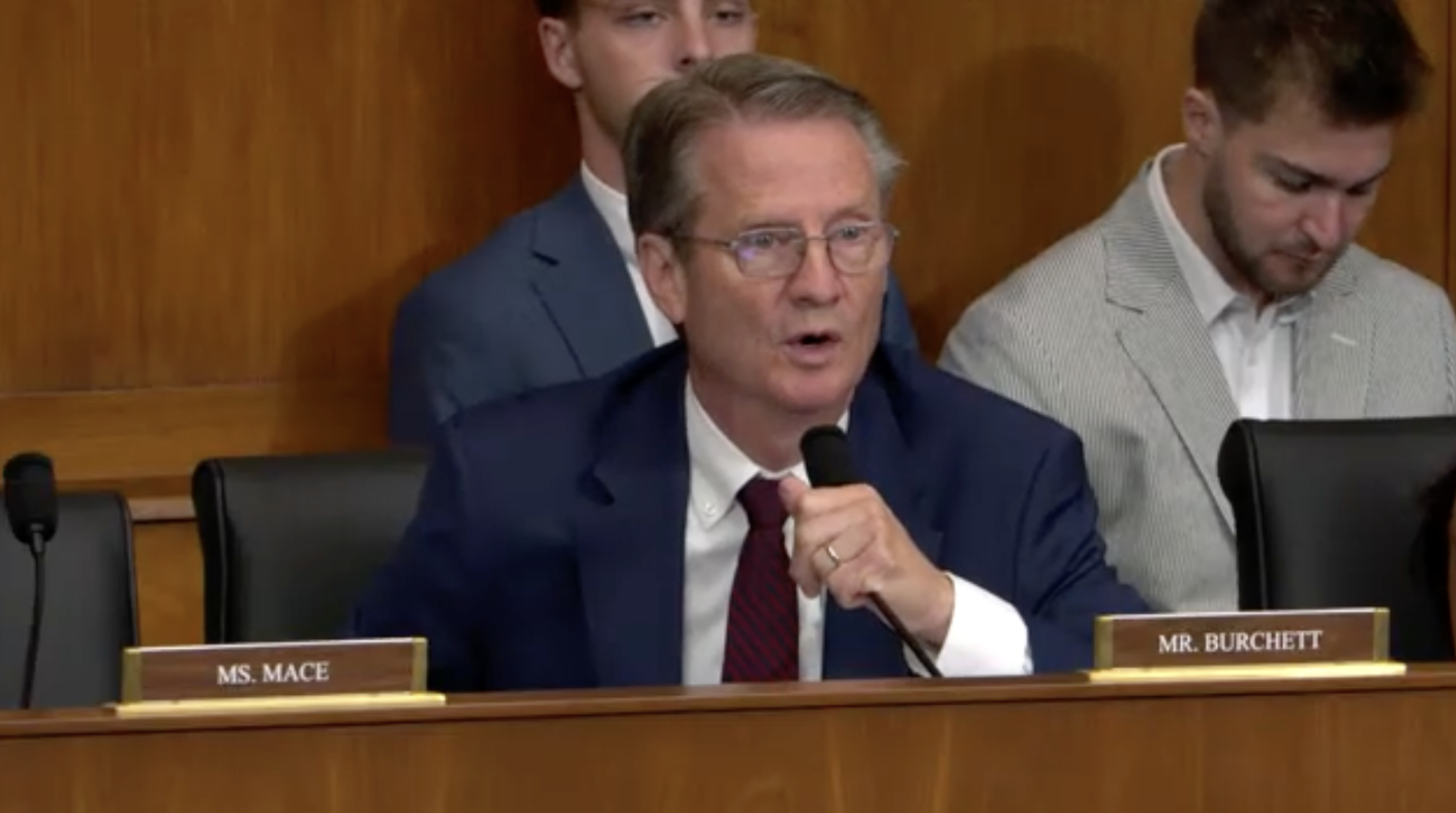 'Which lie do we believe?': Rep. Tim Burchett slams the US government ...