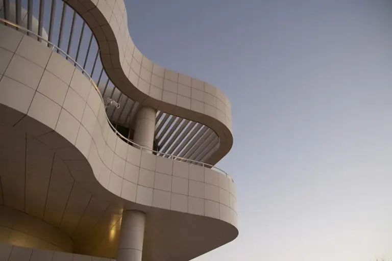 Why mid-century modern homes keep coming back into style no matter how ...