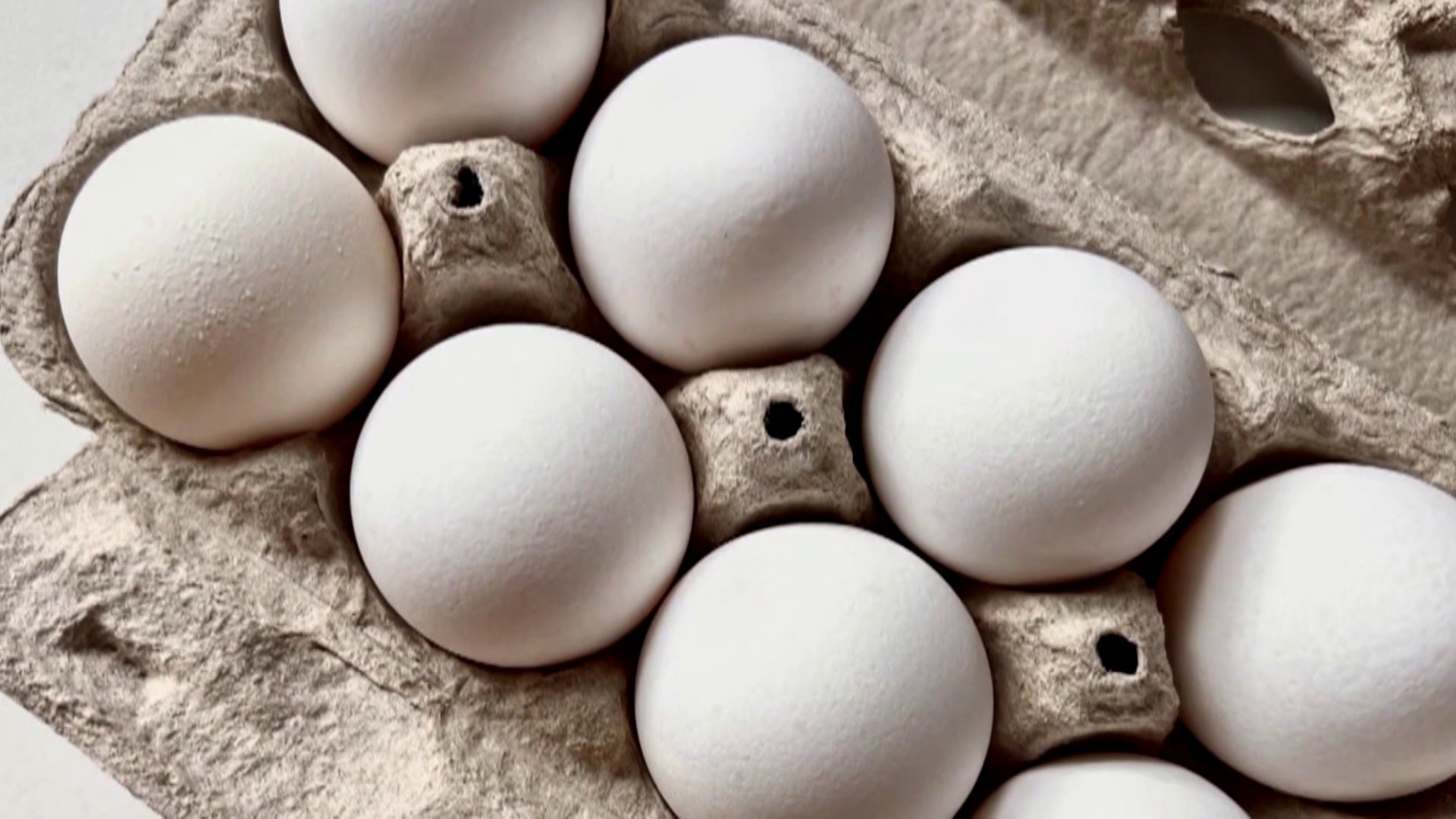 Egg firms shell out $3.3M, 53M eggs in price-fixing settlement