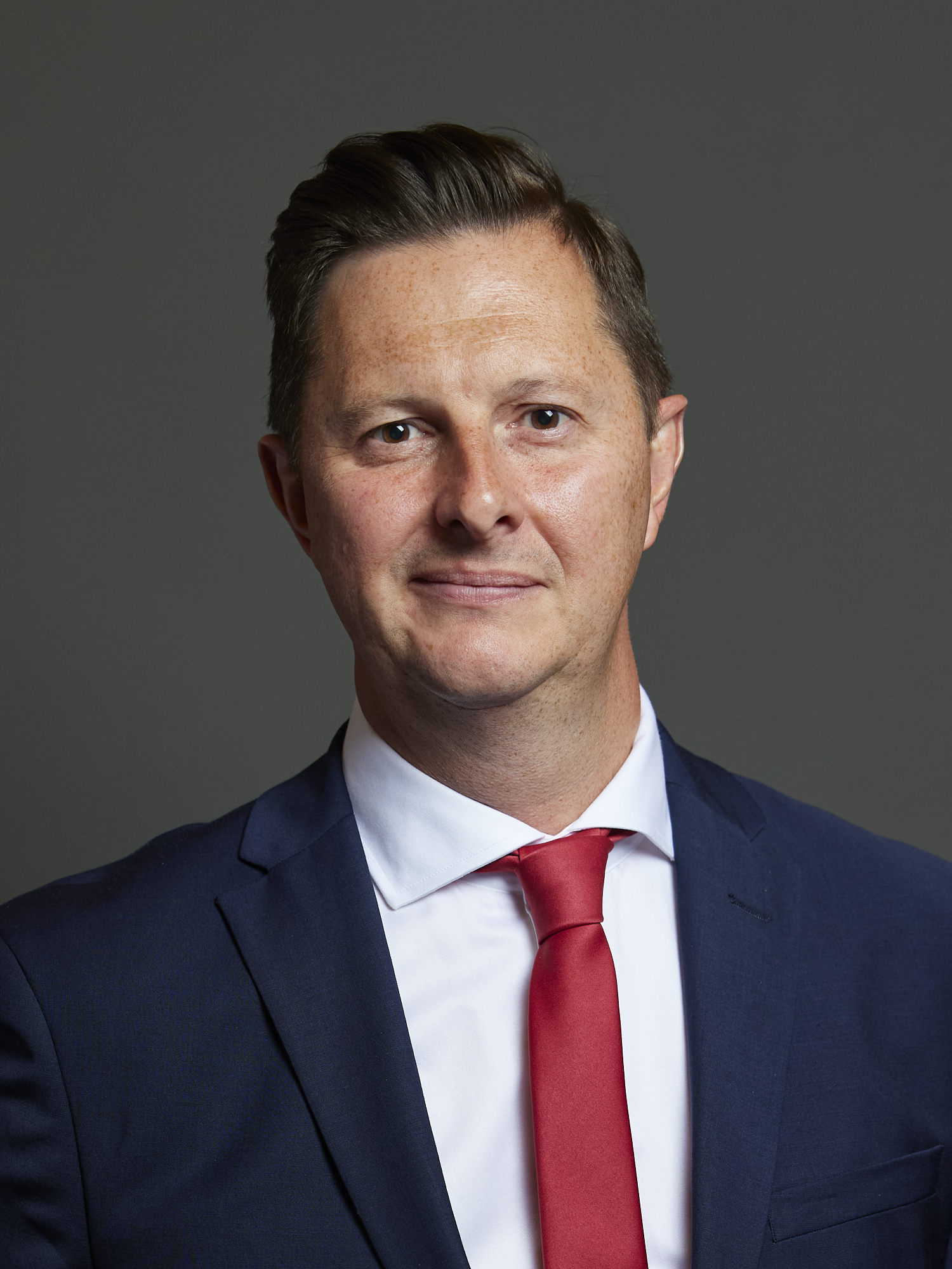 Doncaster MP welcomes bank move to restore cheque deposits