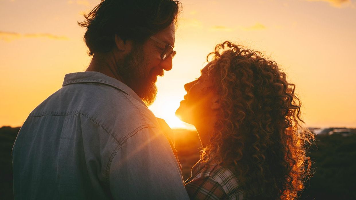 Could a 'sunset clause' help couples avoid dating heartbreak?